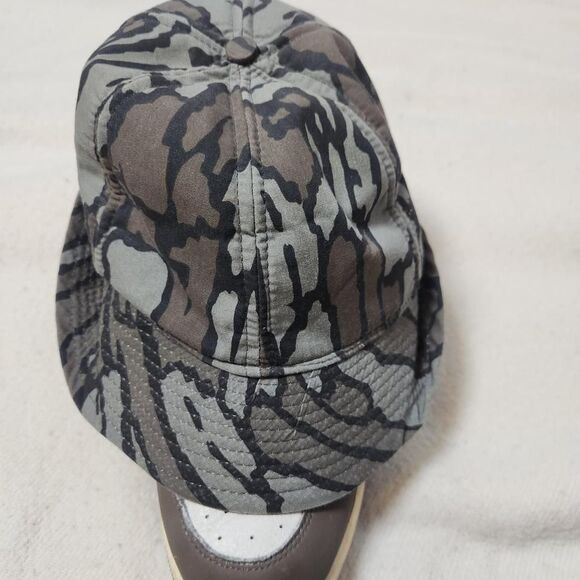 Realtree | Accessories | Vintage Duck Bay Jones Style Trebark Camo ...